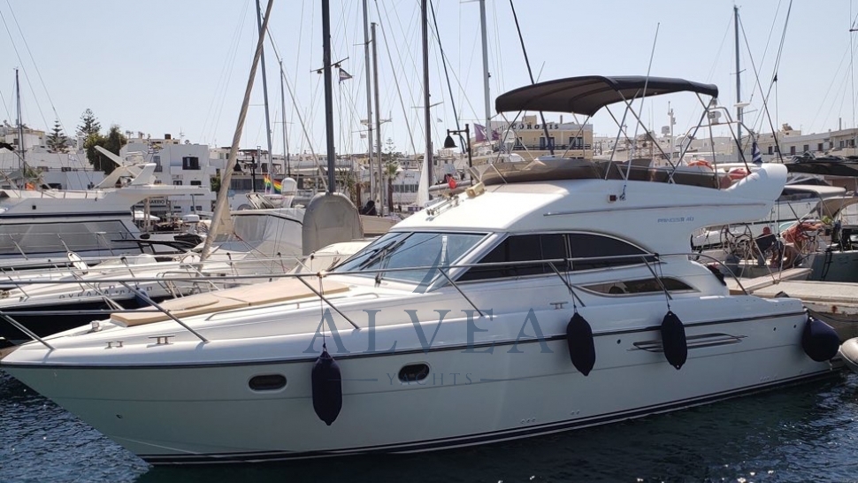 Alvea Yachts - Princess 40 Flybridge